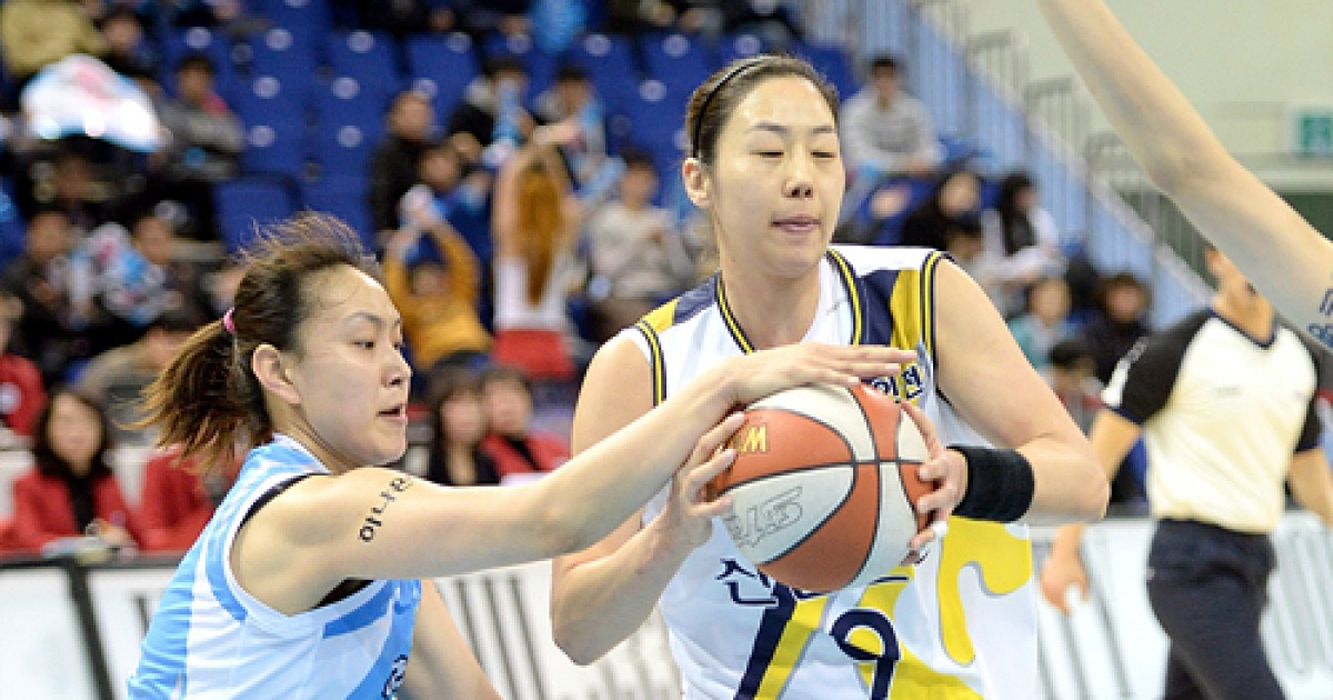 [WKBL] 염윤아, '하나외환 수비가 단단해졌어'