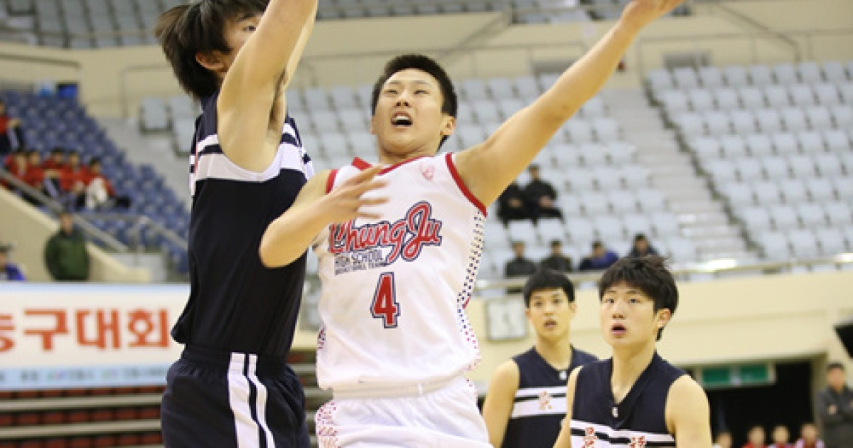 [15KBL] 심장 만큼은 국내 최고, 충주고 '윤홍석'의 슛