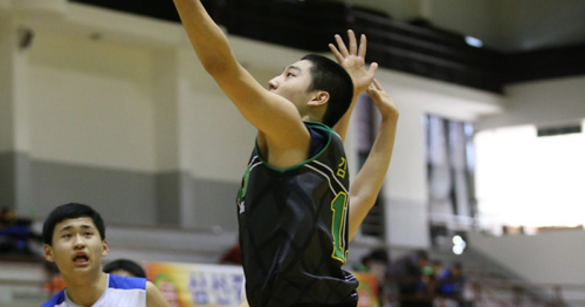 [15KBL] 속공 상황을 마무리 하는 전주남중 '김형준'