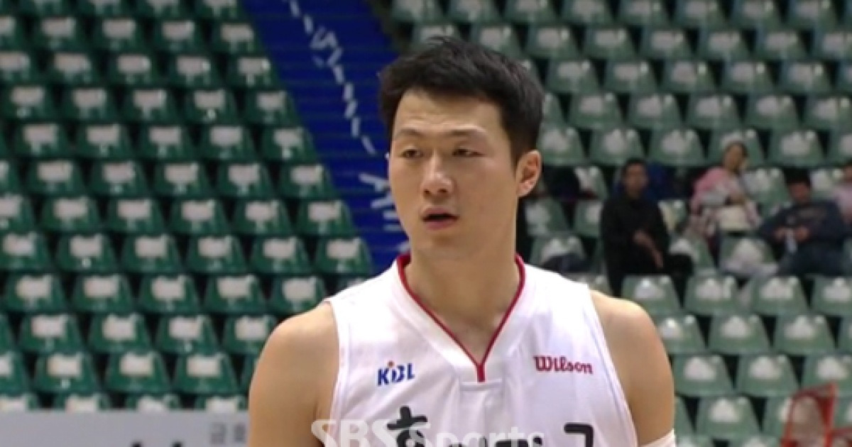 [하이라이트] '이정현 19득점' KGC, KT 꺾고 2연패 탈출