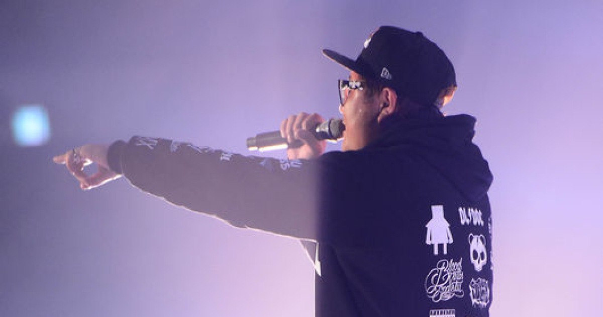 [사진]DJ DOC 정재용,'소리 질러~'