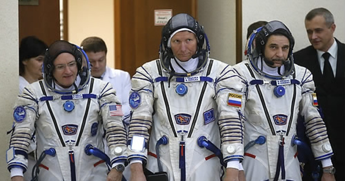 RUSSIA ISS CREW