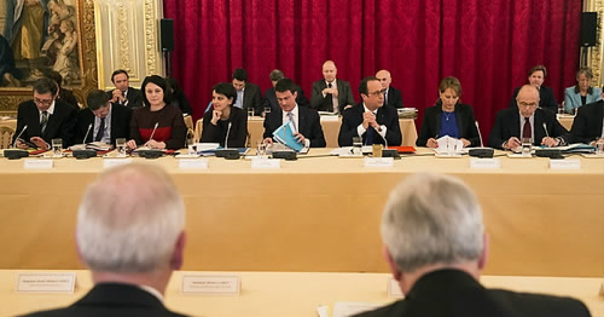 FRANCE ELYSEE PREFECT MEETING