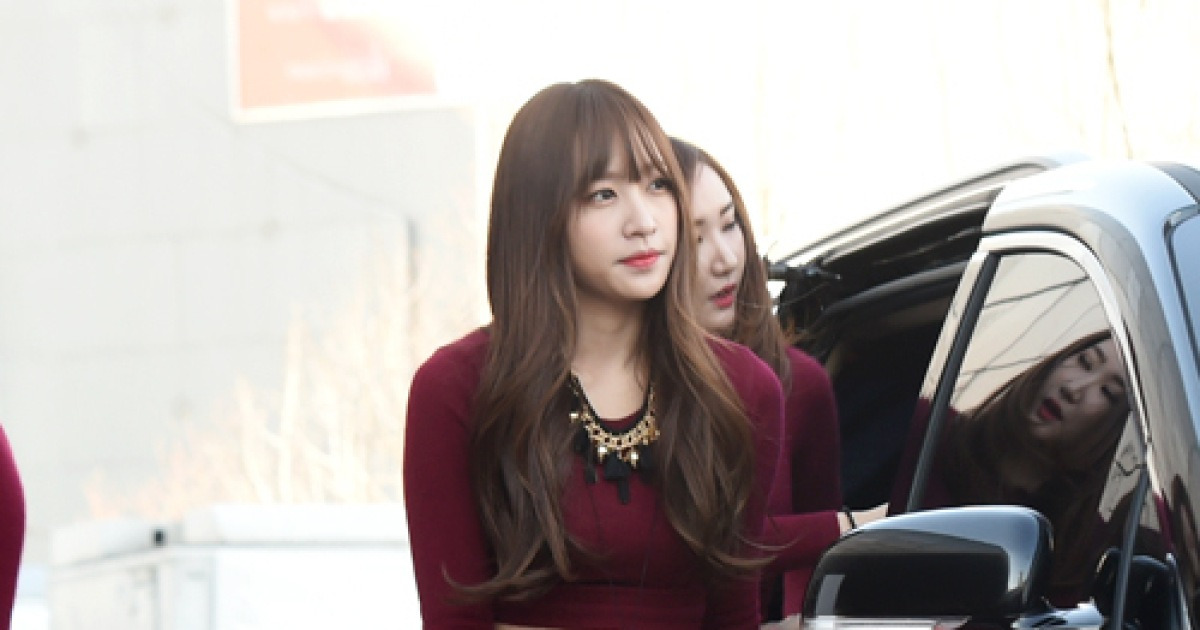 [포토엔]EXID 하니 '핫팬츠가 너무 짧아서..'