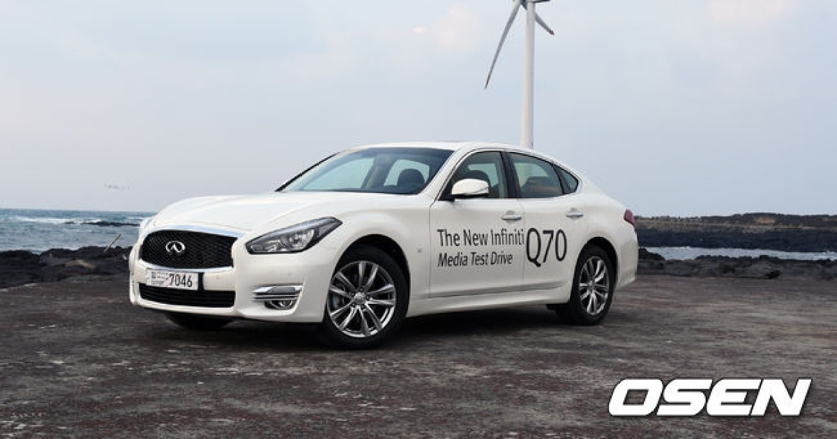 [시승기] 인피니티 Q70, 7감 만족으로 'Q패밀리룩'의 완성