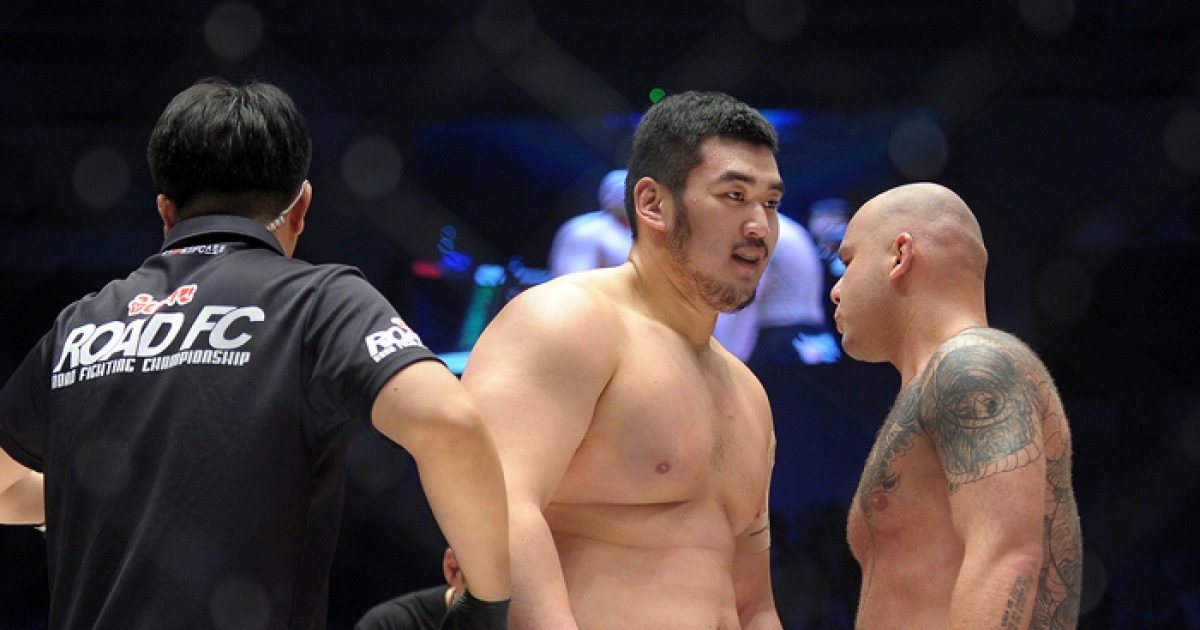 [로드FC22] 심건오, 루카스 타니에 암바 서브미션 패..2연승 실패