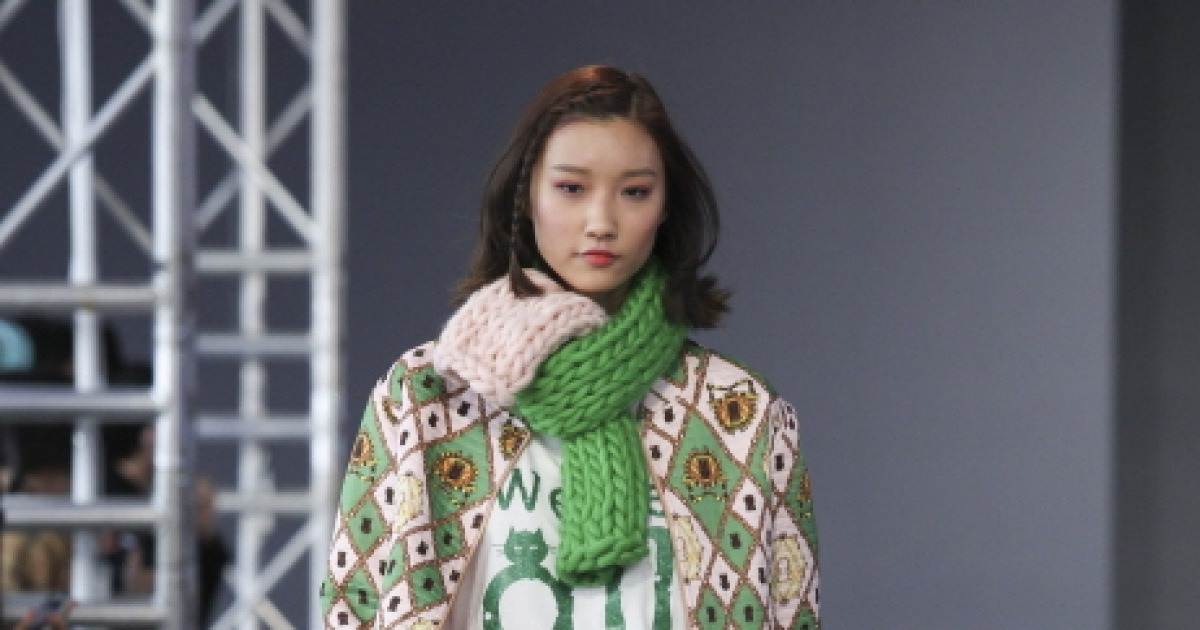 '2015FW서울패션위크' 4일차, 페미니즘·캐주얼·레트로..진부한 키워드? 넘치는 개성 담아