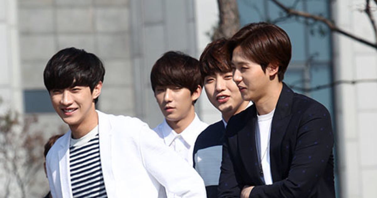 [포토] B1A4 '오늘은 저희만 왔어요~'