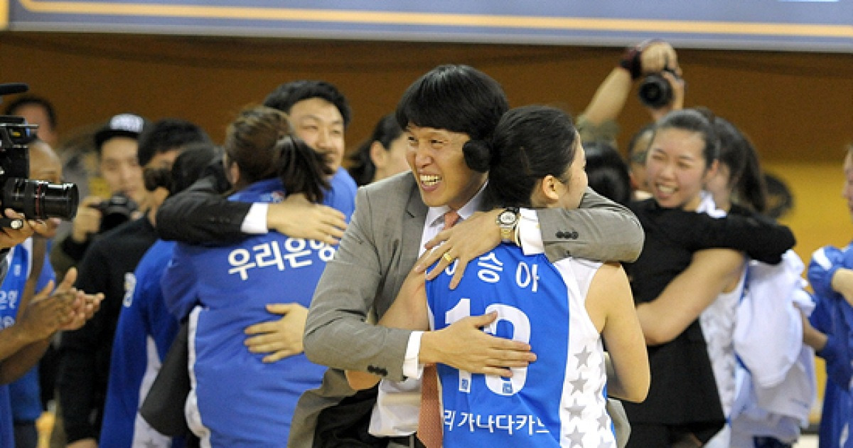 [WKBL 챔프4차전] 위성우 감독, '승아야 수고 많았다'