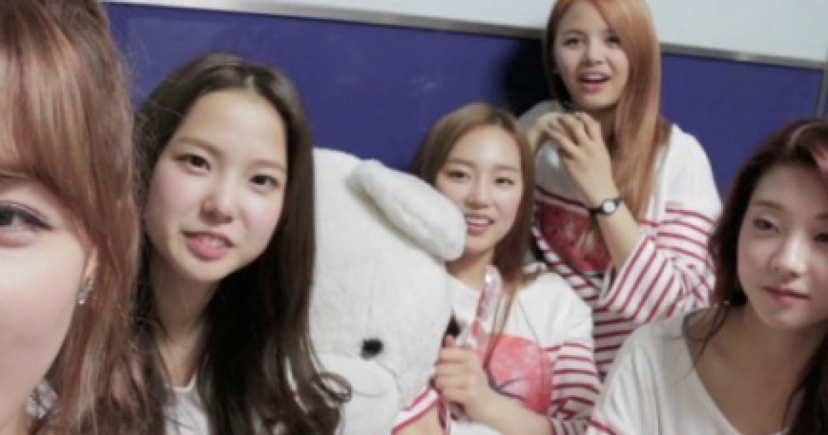 [영상] 씨엘씨(CLC), '페페' MV 100만뷰 돌파 '깜찍한 과일농장'