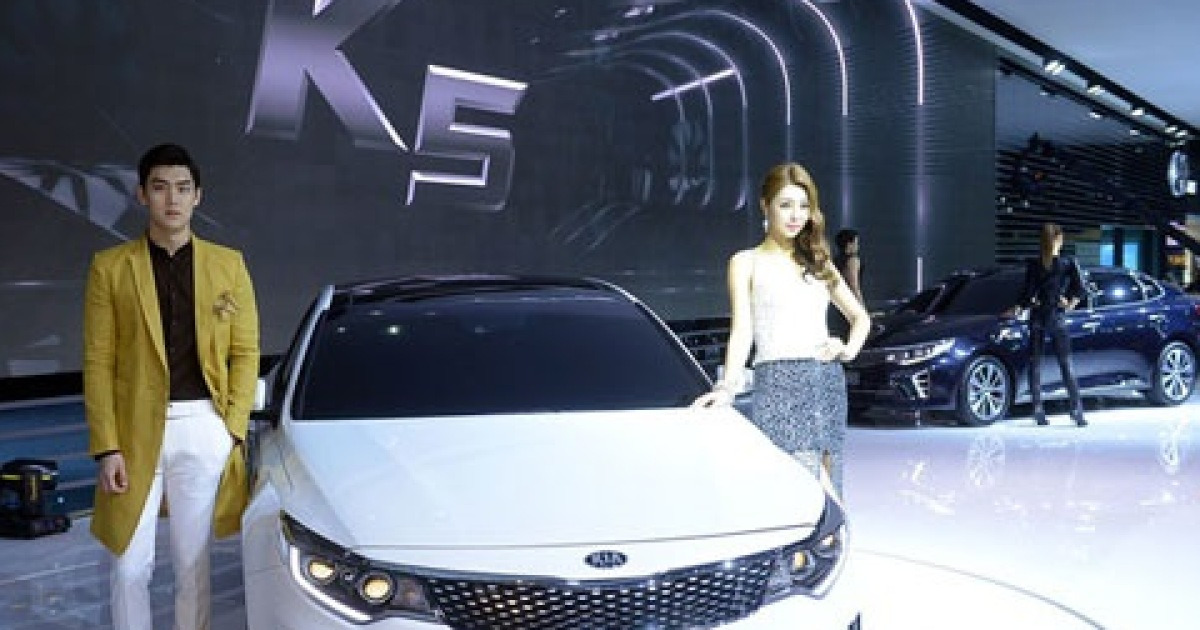 신형 말리부 vs K5 신형..대결, 막 올랐다