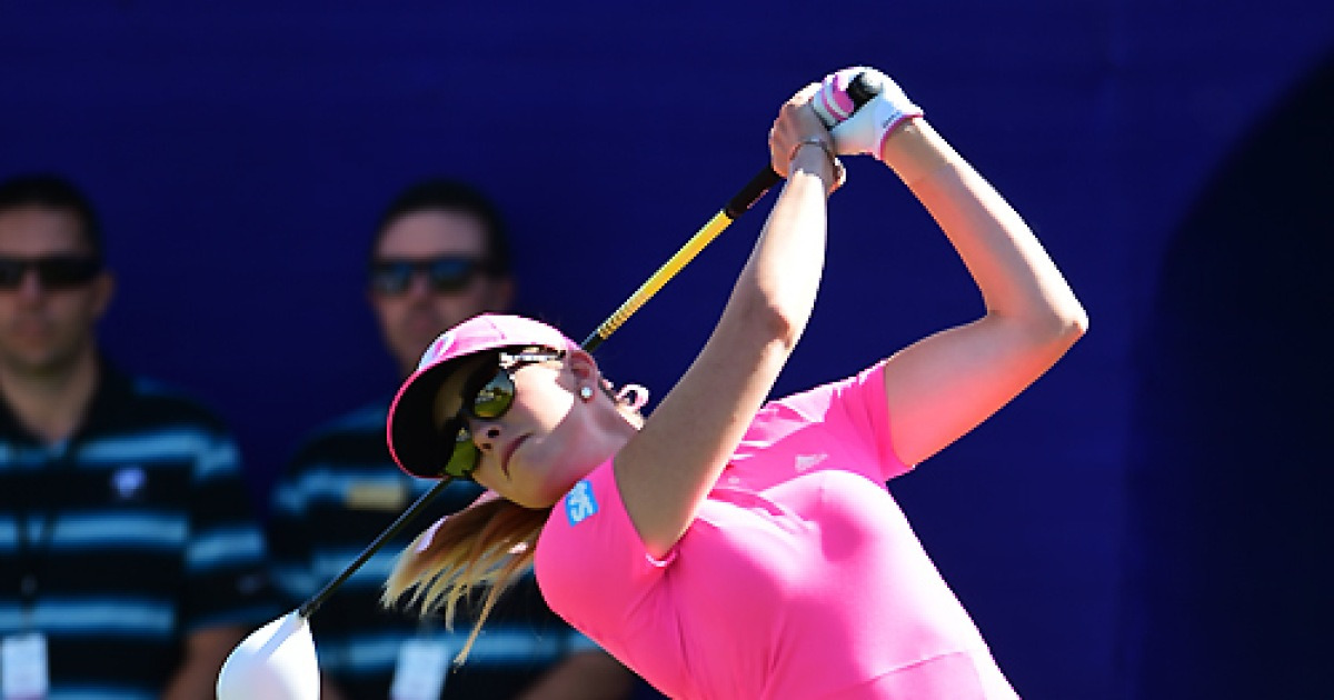 [포토엔]폴라 크리머 '시선 사로잡는 초미니 원피스'(LPGA ANA)