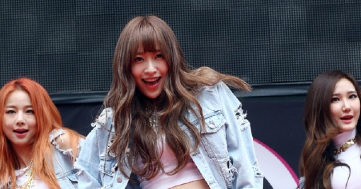 [동아포토]EXID 하니 '위 아래보다 강력한 중독성'