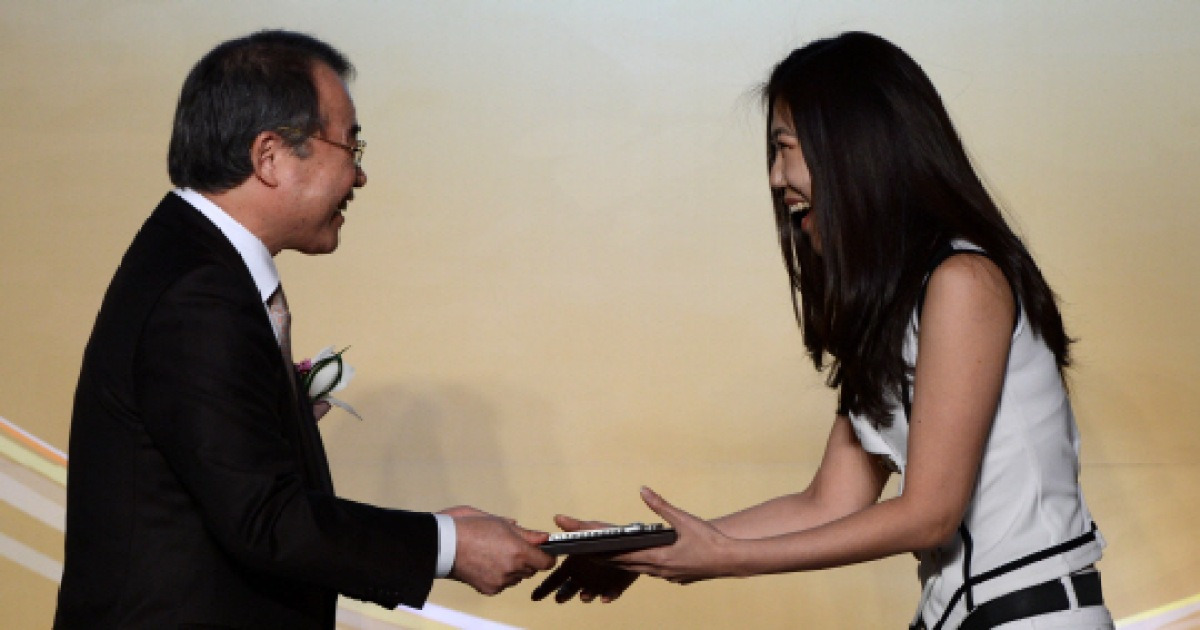 [포토] 전주 KCC 치어팀, '한국농구대상 응원상 수상'