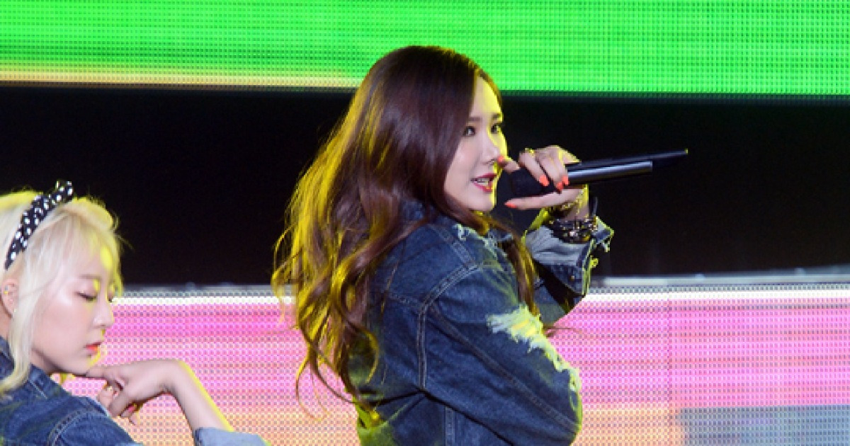 [TD포토] EXID LE '섹시미 넘치는 뒤태'