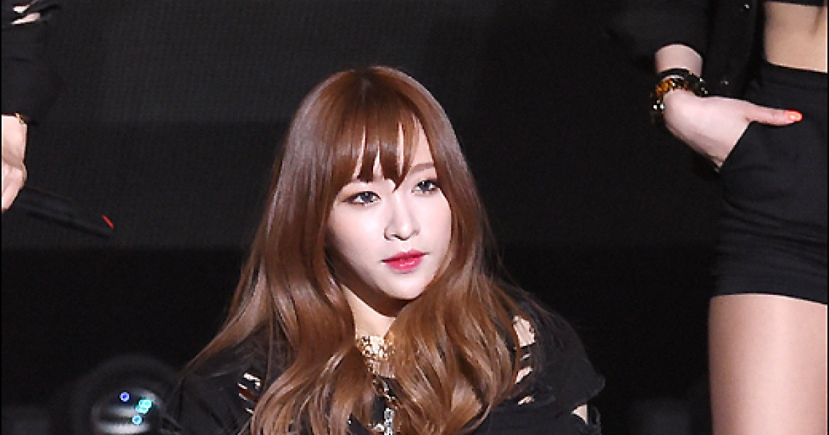 [MD포토] EXID 하니, '아찔한 쩍벌 자세'