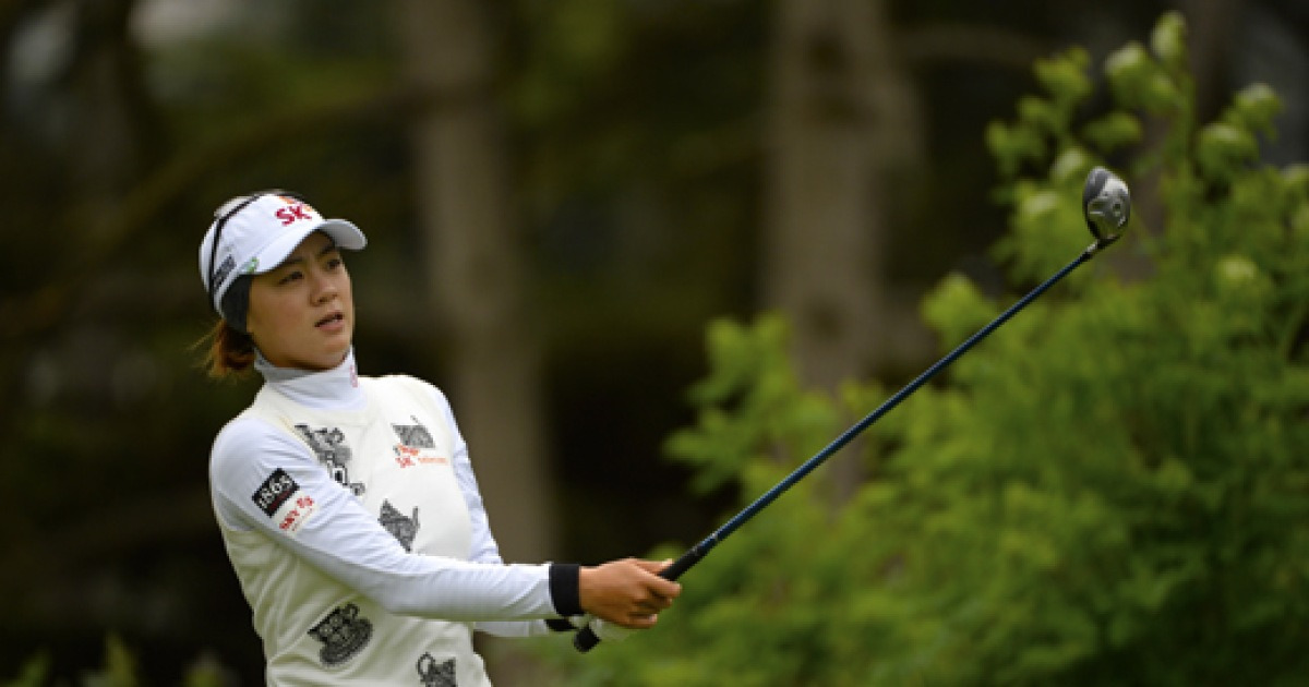 최나연, LPGA 스윙잉 스커츠 클래식 2R 2위 도약