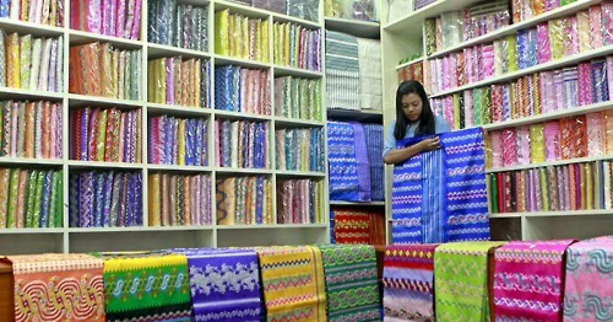 MYANMAR HANDMADE CHATE LONGYI