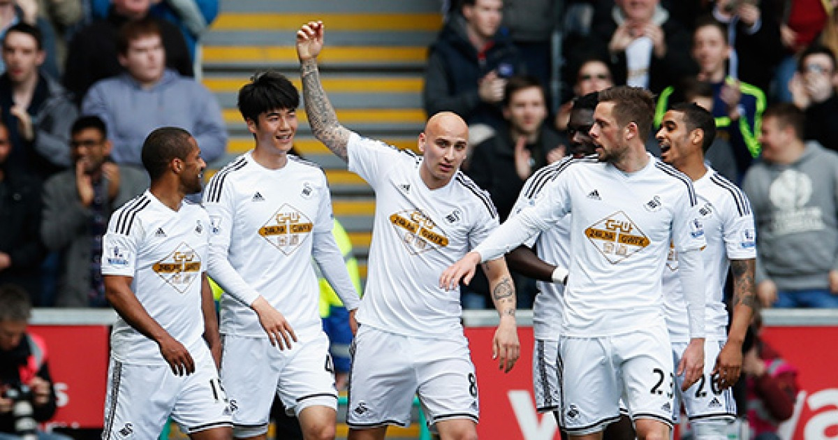 [EPL 35R] '기성용 쐐기골' 스완지, 스토크에 2-0 승..리그 8호골