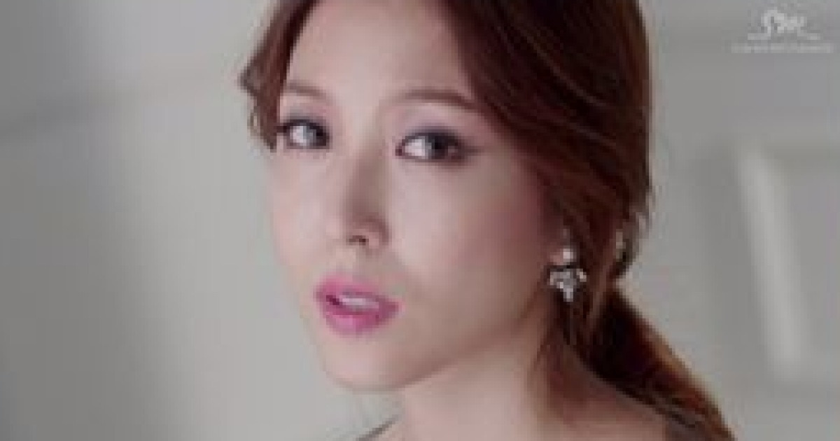 [한밤의 신곡] 보아, 15년만 절정의 섹시+도발적 유혹..'키스 마이 립스'