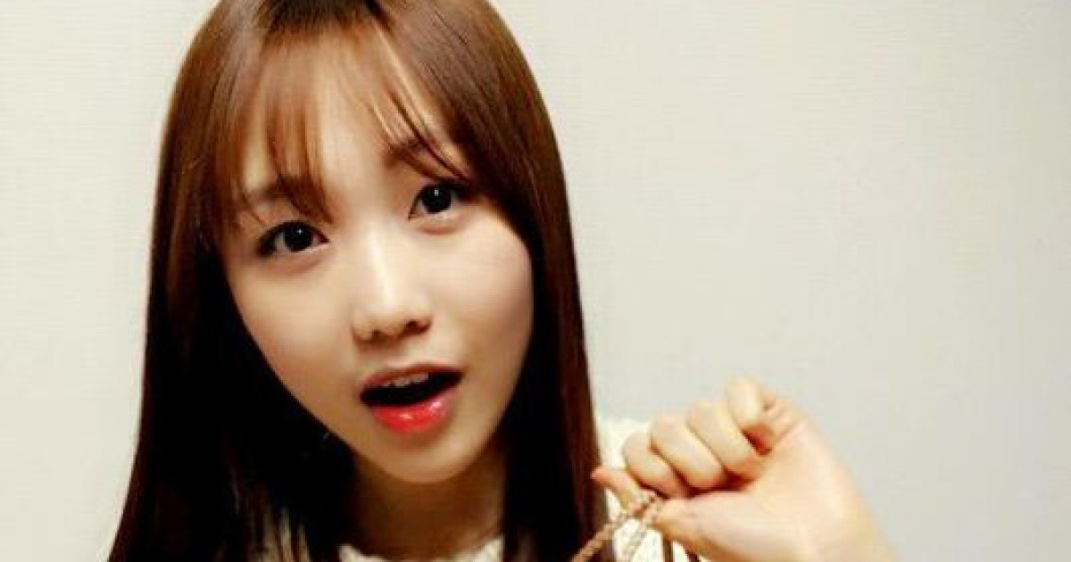 러블리즈 수정, 하얀 니트로 청순 매력 물씬..'여리여리'