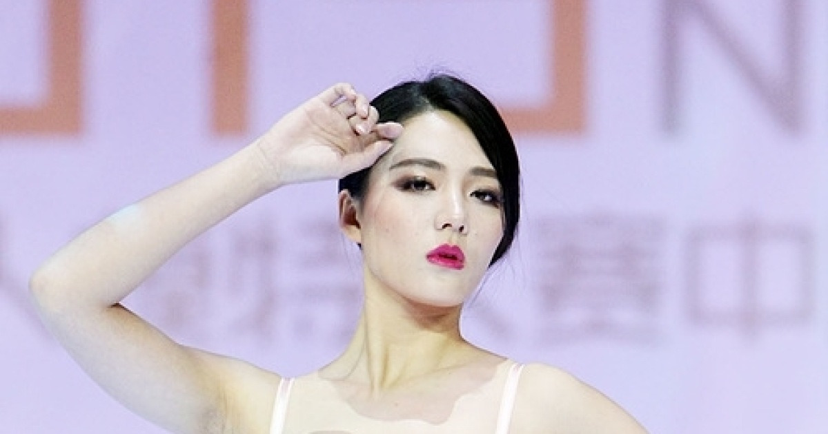 [포토]중국 모델 Gan Jia Yue, 란제리 입으니 '절대 섹시'