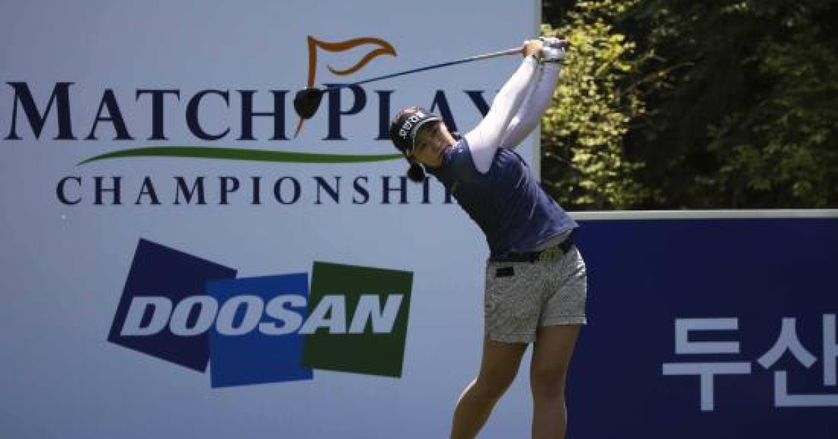 [KLPGA] '신인 돌풍' 지한솔, 고진영 잡고 16강 진출