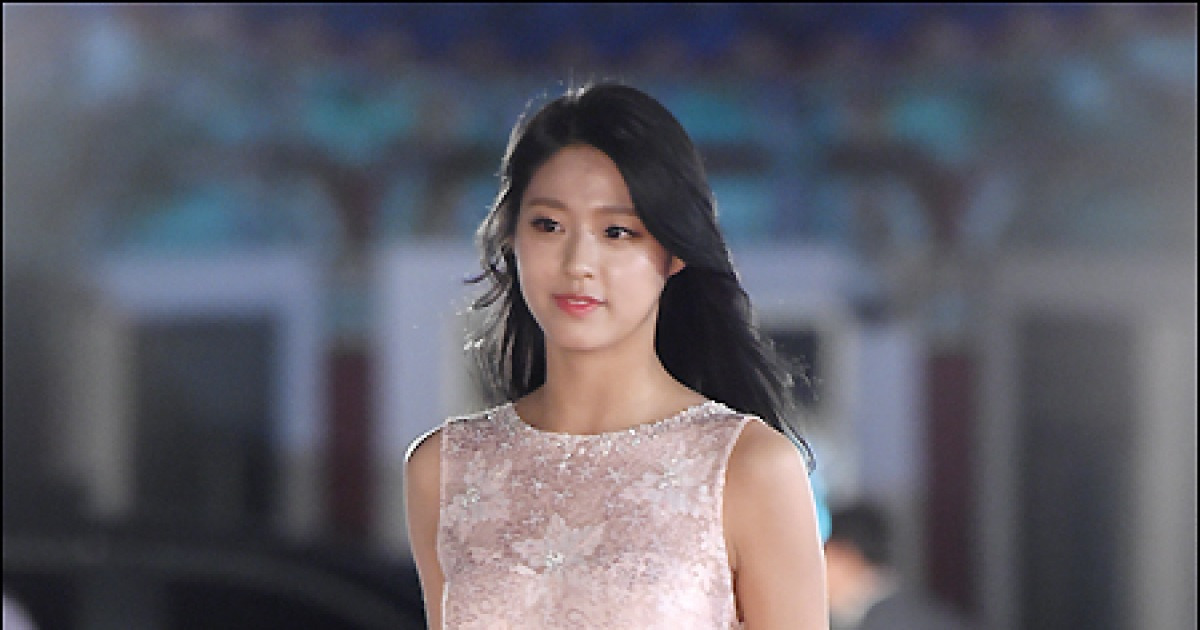 [MD포토] AOA 설현, '오늘은 여배우 같나요?'