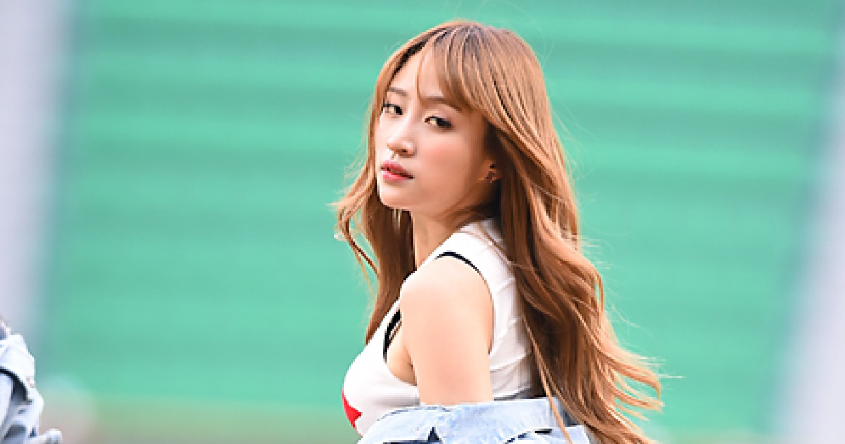 [MD포토] EXID 하니 '과감하게 드러낸 볼륨감'