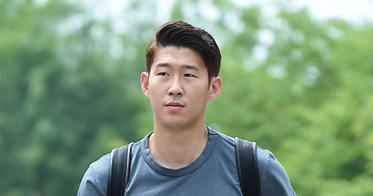 [md포토] 손흥민 명품 가방 손에 들고