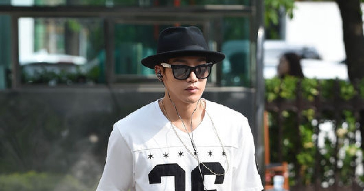 [사진]2PM 준케이,'음악 들으며'