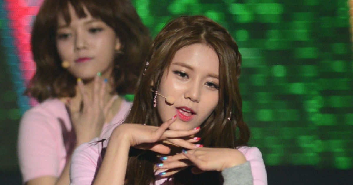 [포토] AOA 혜정, 핫팬츠가 기가 막혀