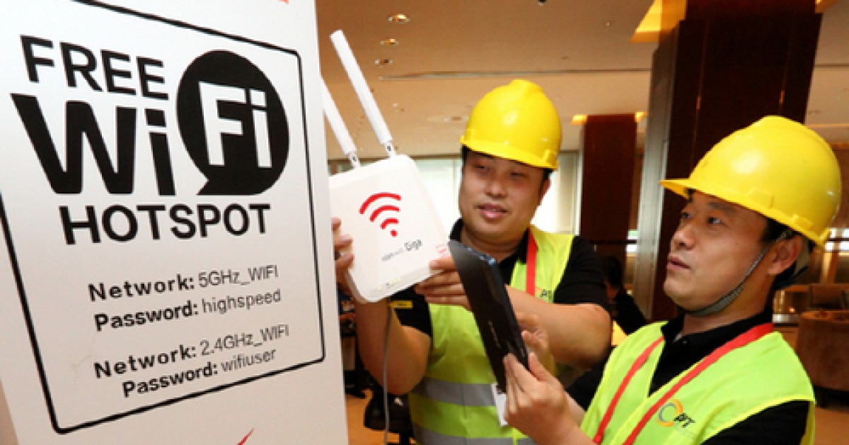 [서울경제TV] KT, 'MWC 상하이 2015'에 기가와이파이 제공