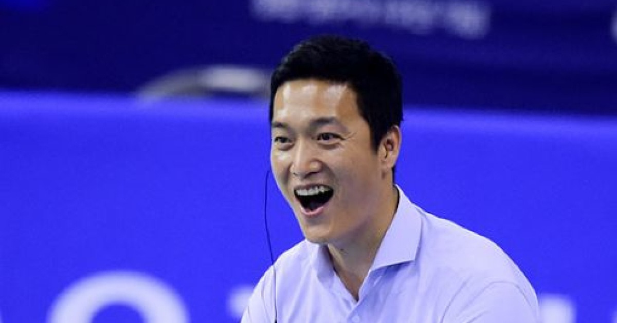 '2전3기' 우리카드, OK저축은행 꺾고 KOVO컵 정상