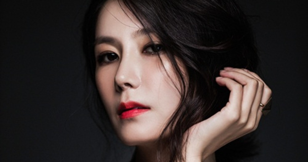 [bnt화보] 황인영 "누군가 나타나 결혼하자고 한다면 당장이라도 시집 갈 수 있어"