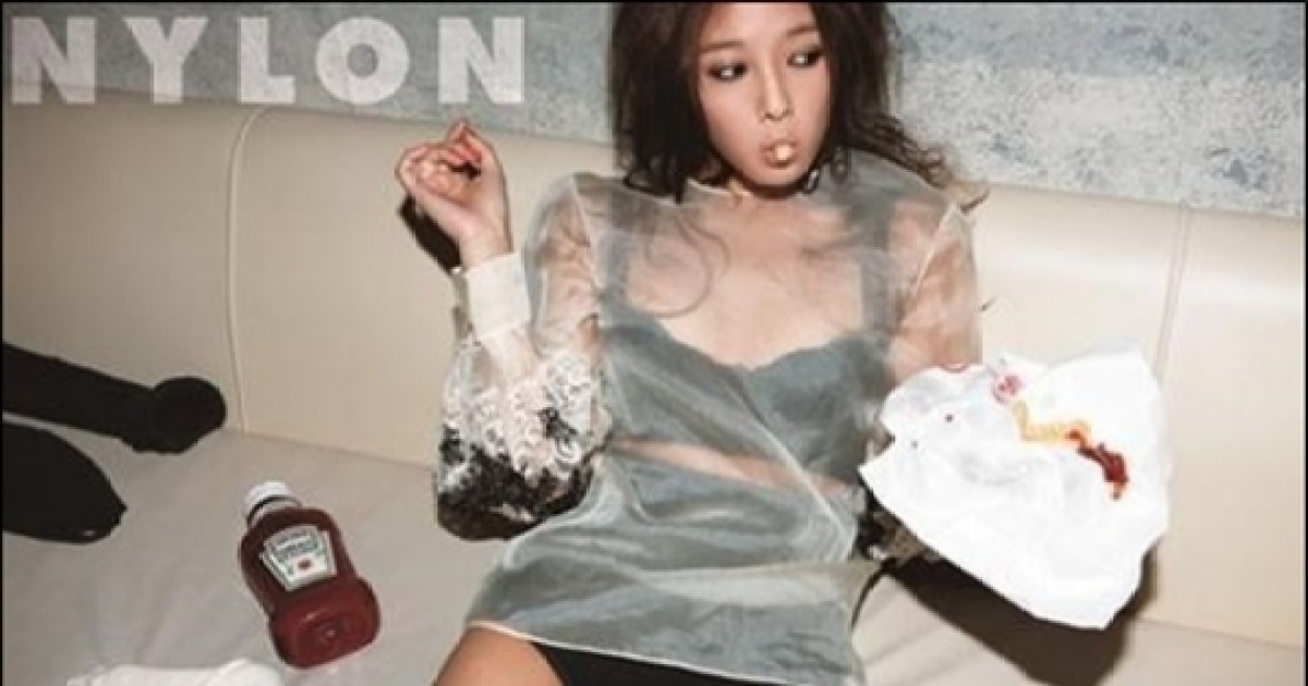 원더걸스 I FEEL YOU 컴백, 유빈 과거 화보 보니 '섹시 그 자체'