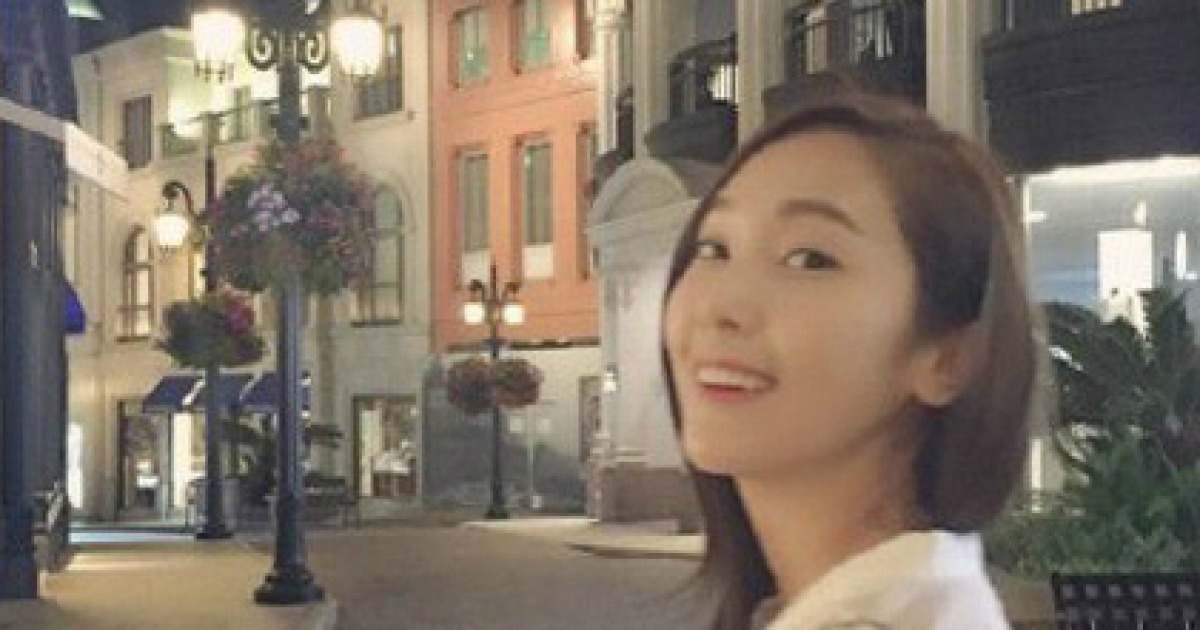 제시카 SM과 결별 후 첫 SNS 상큼한 모습으로 "항상 웃자"