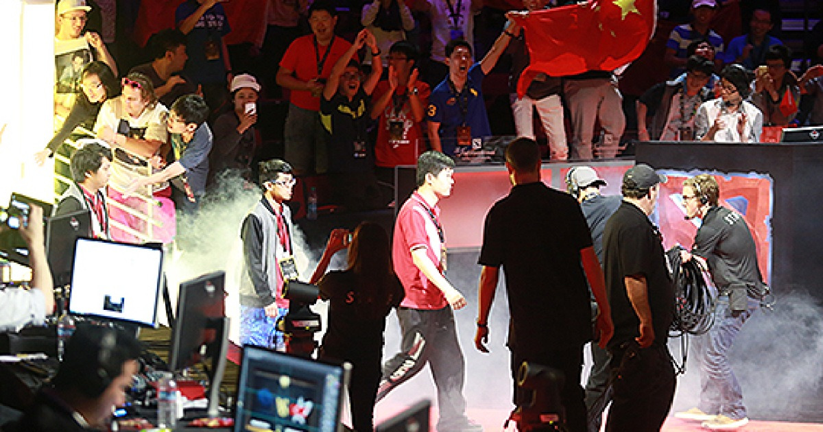 [TI5 GF] CDEC게이밍, 포지션 변경 성공하며 EG 제압 1-1