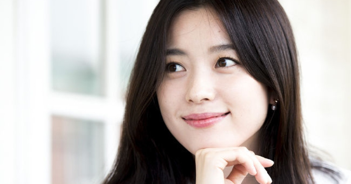 한효주 "클로즈업 많아 깜짝..쉴 때마다 피부과行"