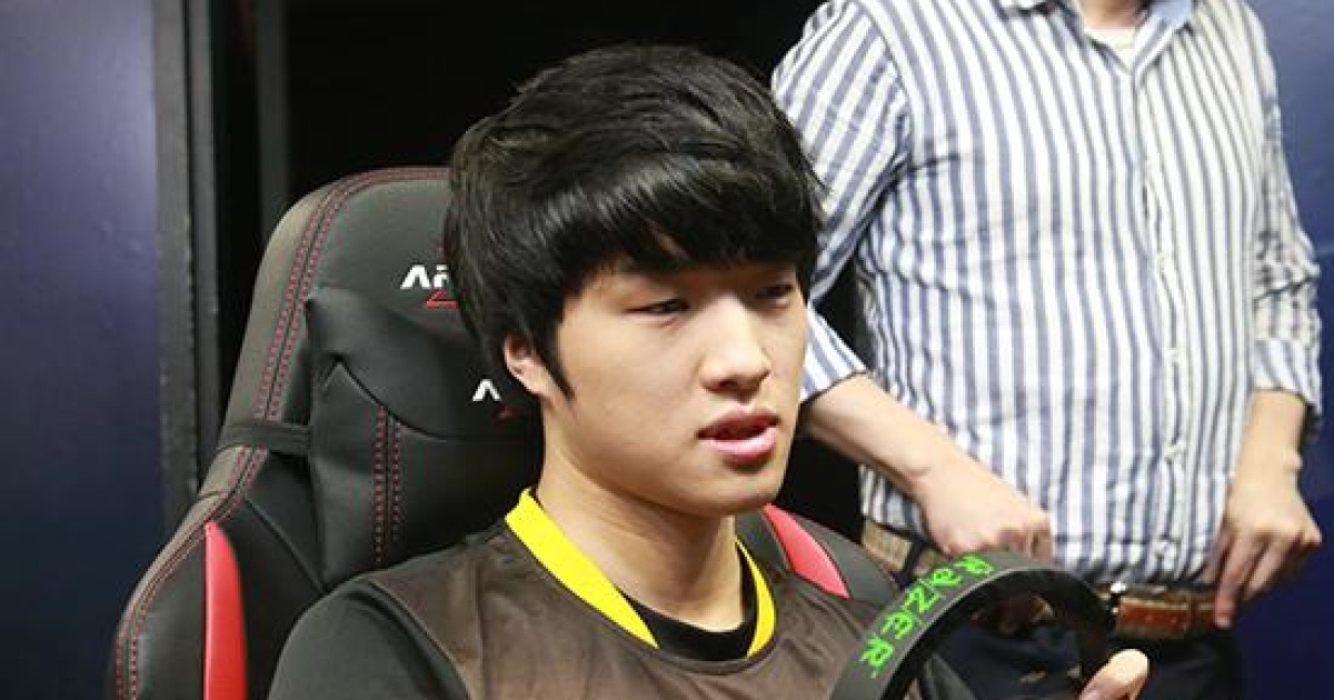 [히어로즈 슈퍼리그] 죽지 않는 아서스, Team DK 1세트 승리