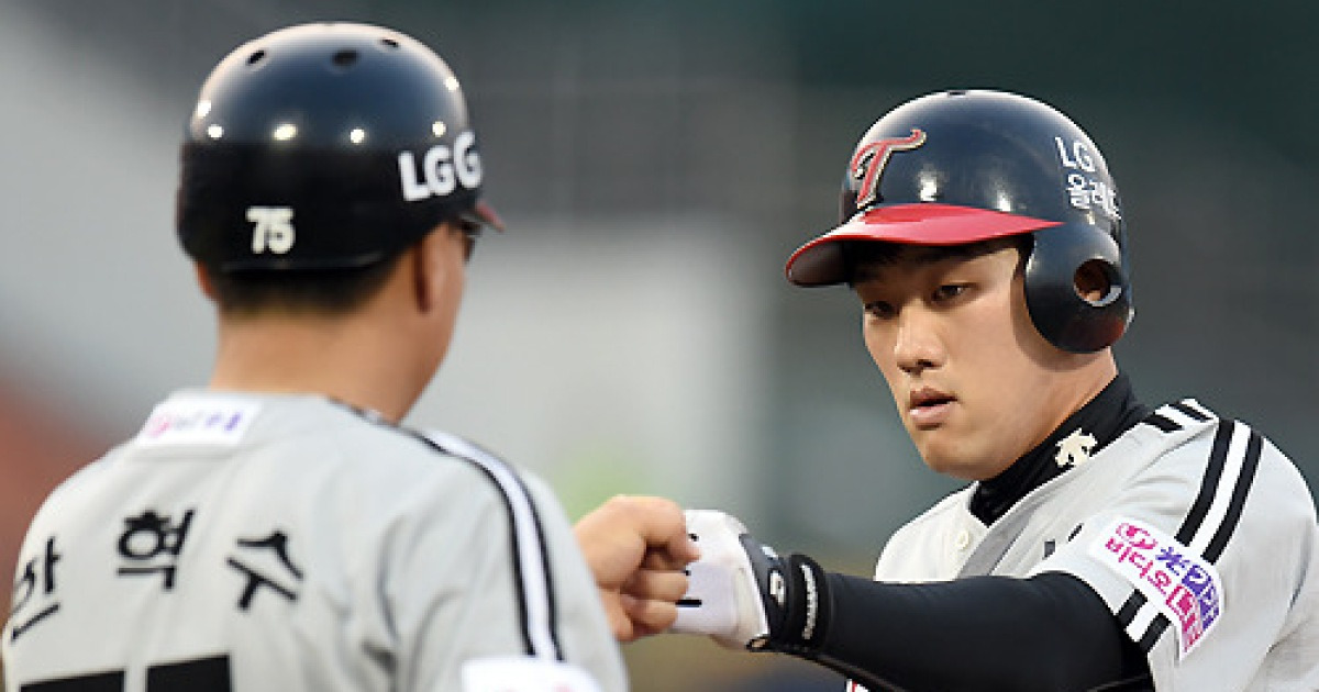 '선발전원장타' LG, KBO 역대 2호 대기록 탄생