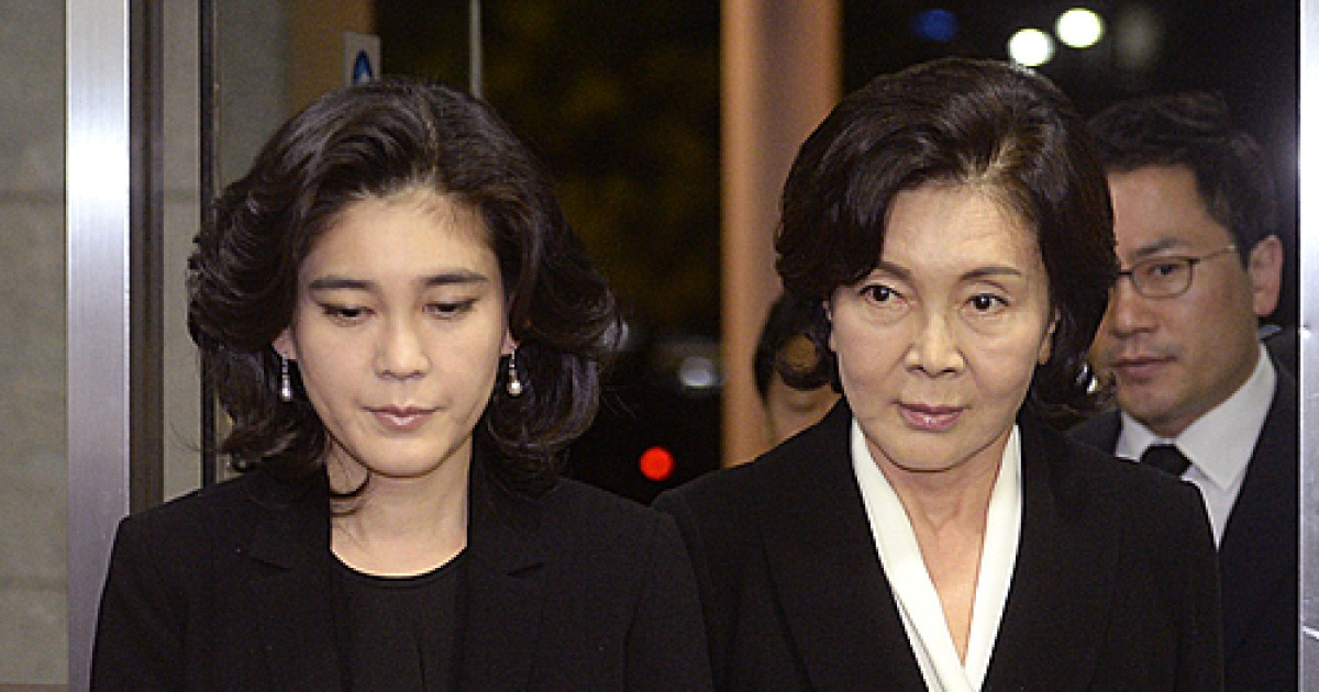 빈소찾은 홍라희 이부진 모녀