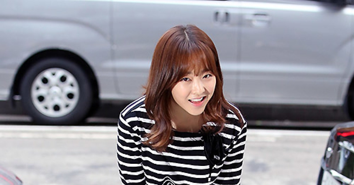 [bnt포토] 박보영, 예의바른 인사에 빛나는 각선미