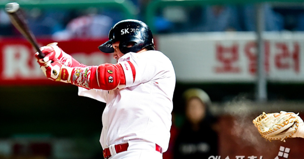 '정상호 끝내기 스리런' SK, KIA에 역전 드라마