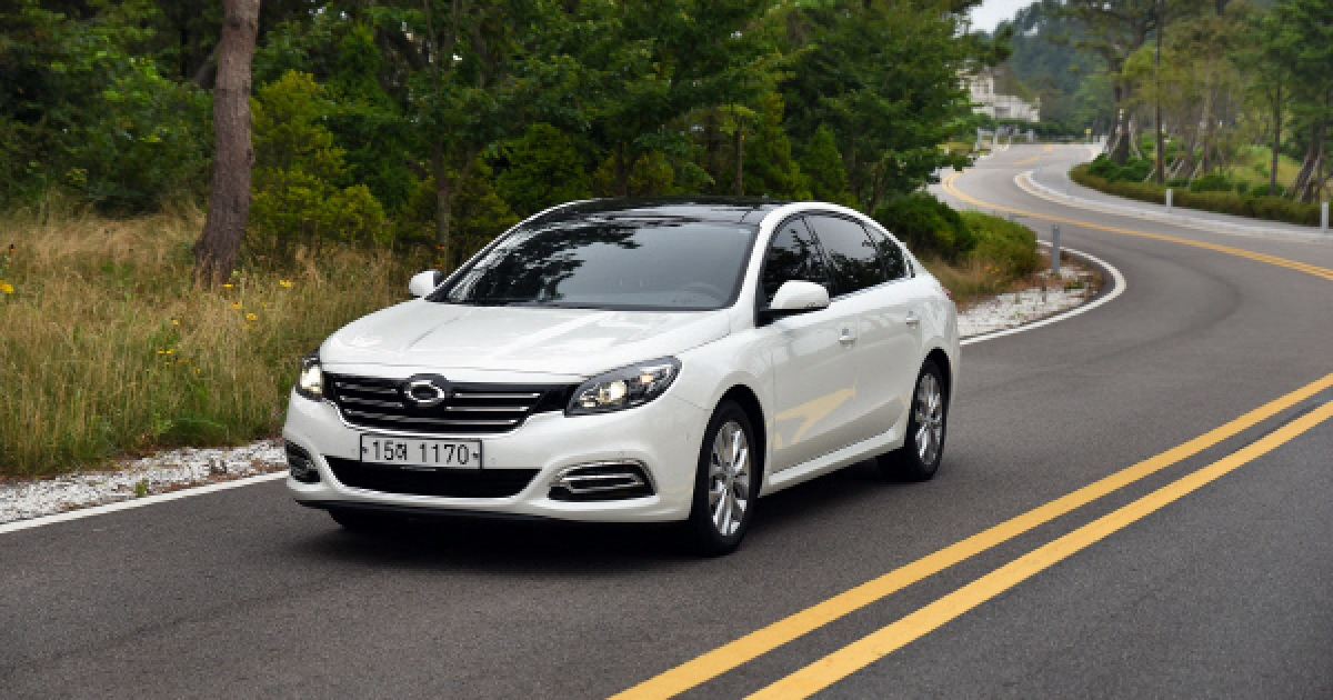 [시승기] 믿기 힘든 '가성비'.. 르노삼성 'SM7 노바 LPe'