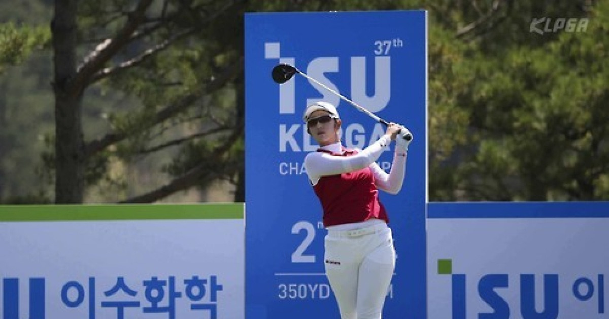 티샷하는 배선우