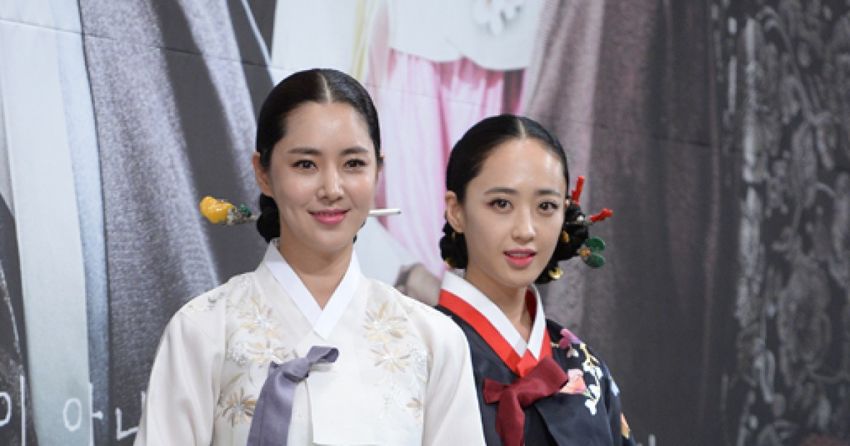 한채아-김민정, '우아한 한복 자태' [MBN포토]