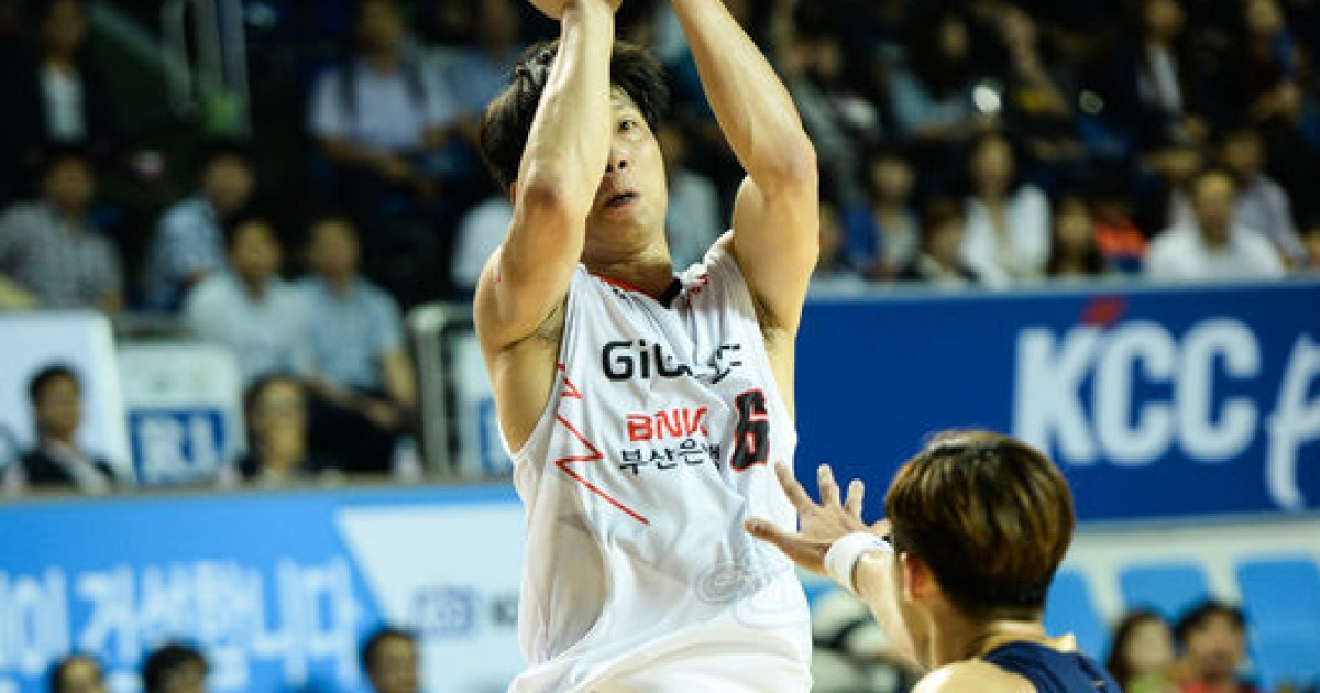 '박상오 27점' 케이티, KCC 잡고 시즌 첫 승