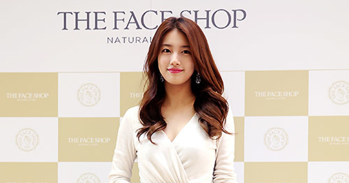 [bnt포토] 수지, 청순미 돋보이는 랩원피스