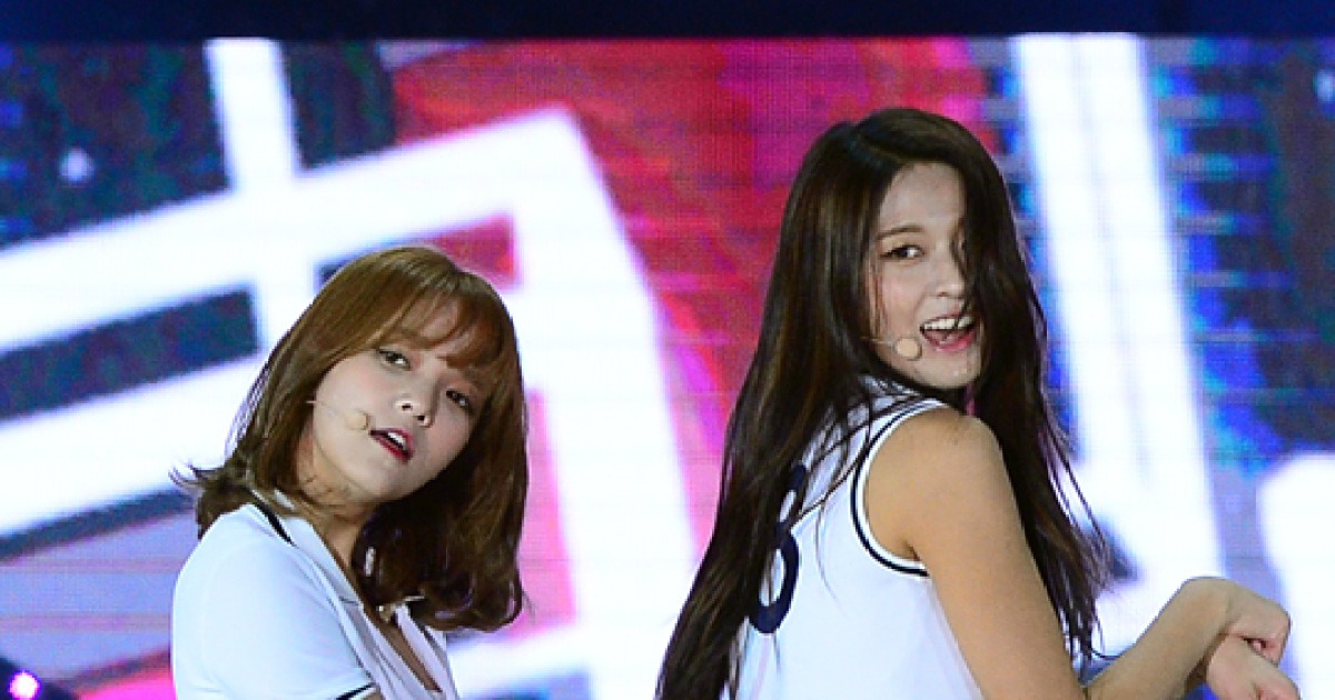 [TD포토] AOA 지민-설현 '점점 물오른 섹시미'